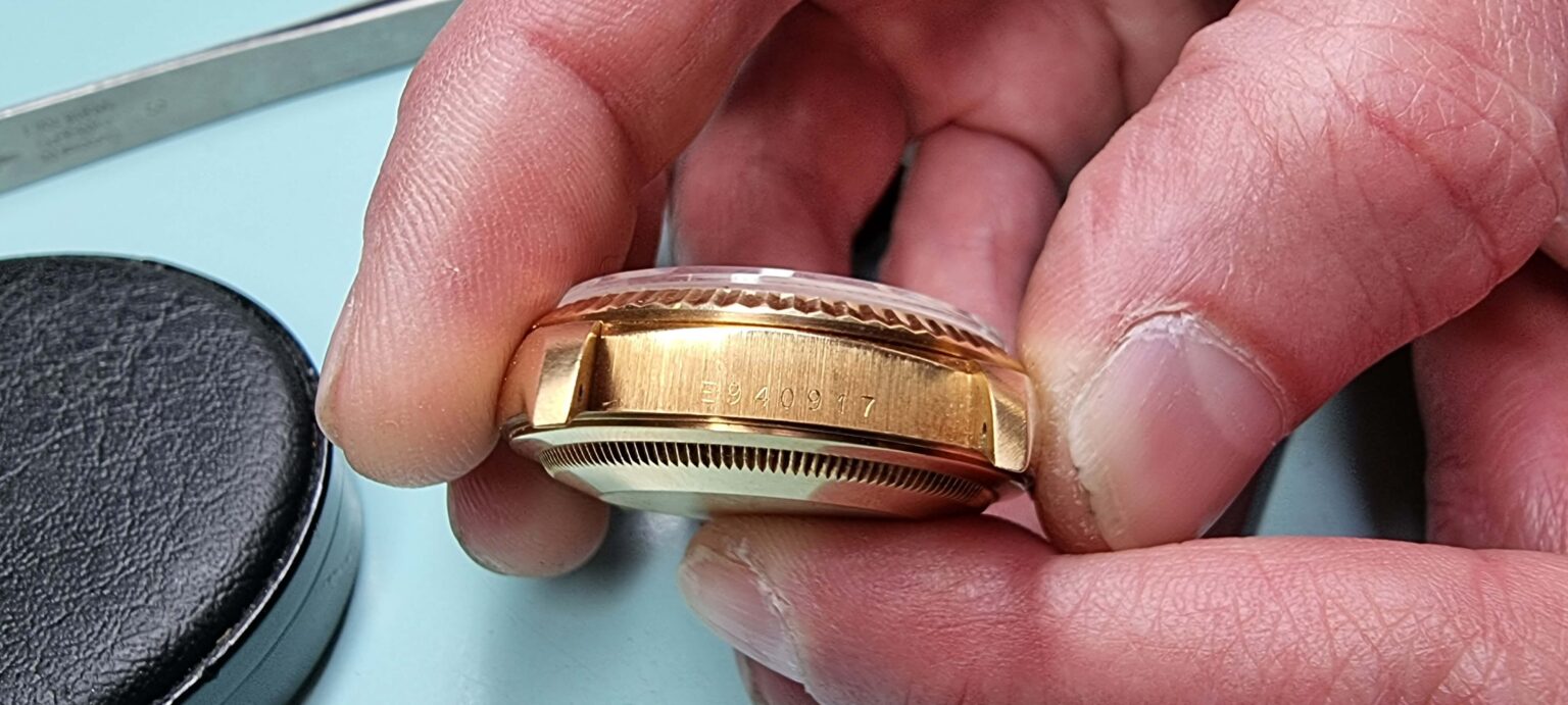 Finden Sie heraus, was die Seriennummer auf Ihrer Rolex über Ihre Uhr aussagt